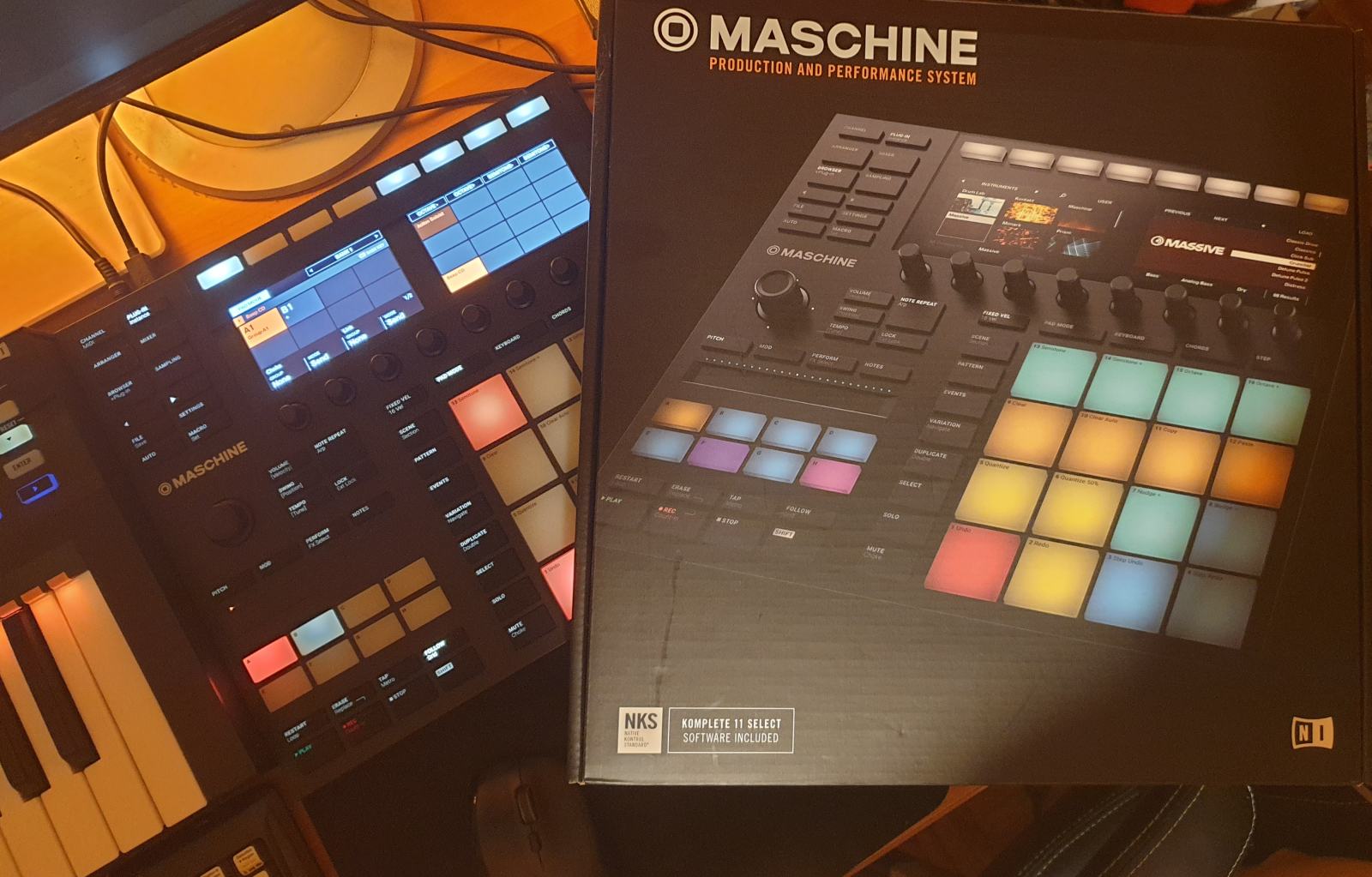 Native Instruments MASCHINE MK3, groove production studio