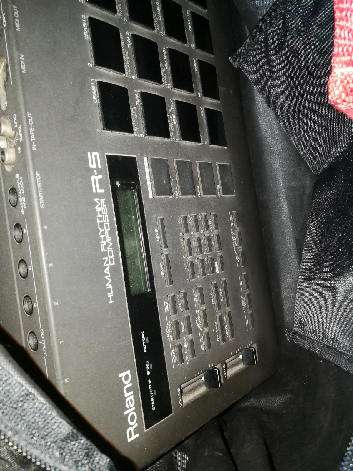 Roland R-5 human rhythm machine