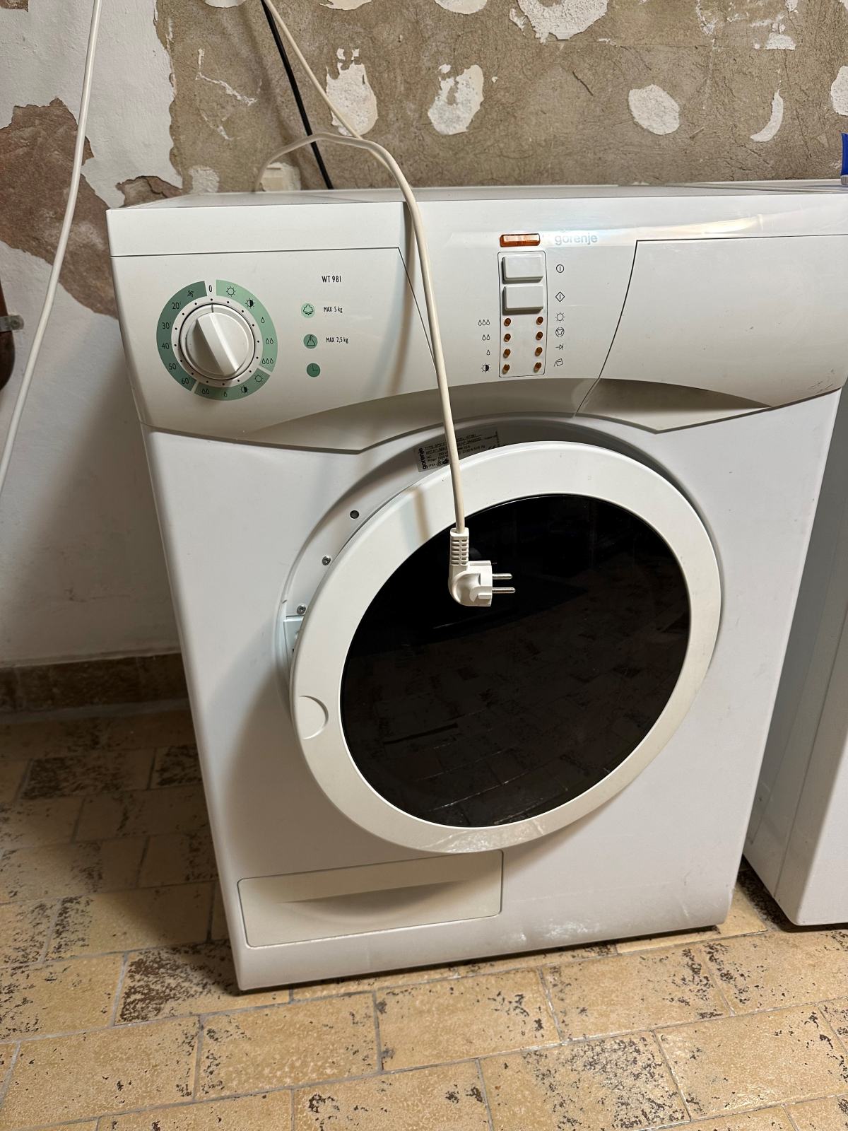 Sušilni stroj Gorenje WT 981