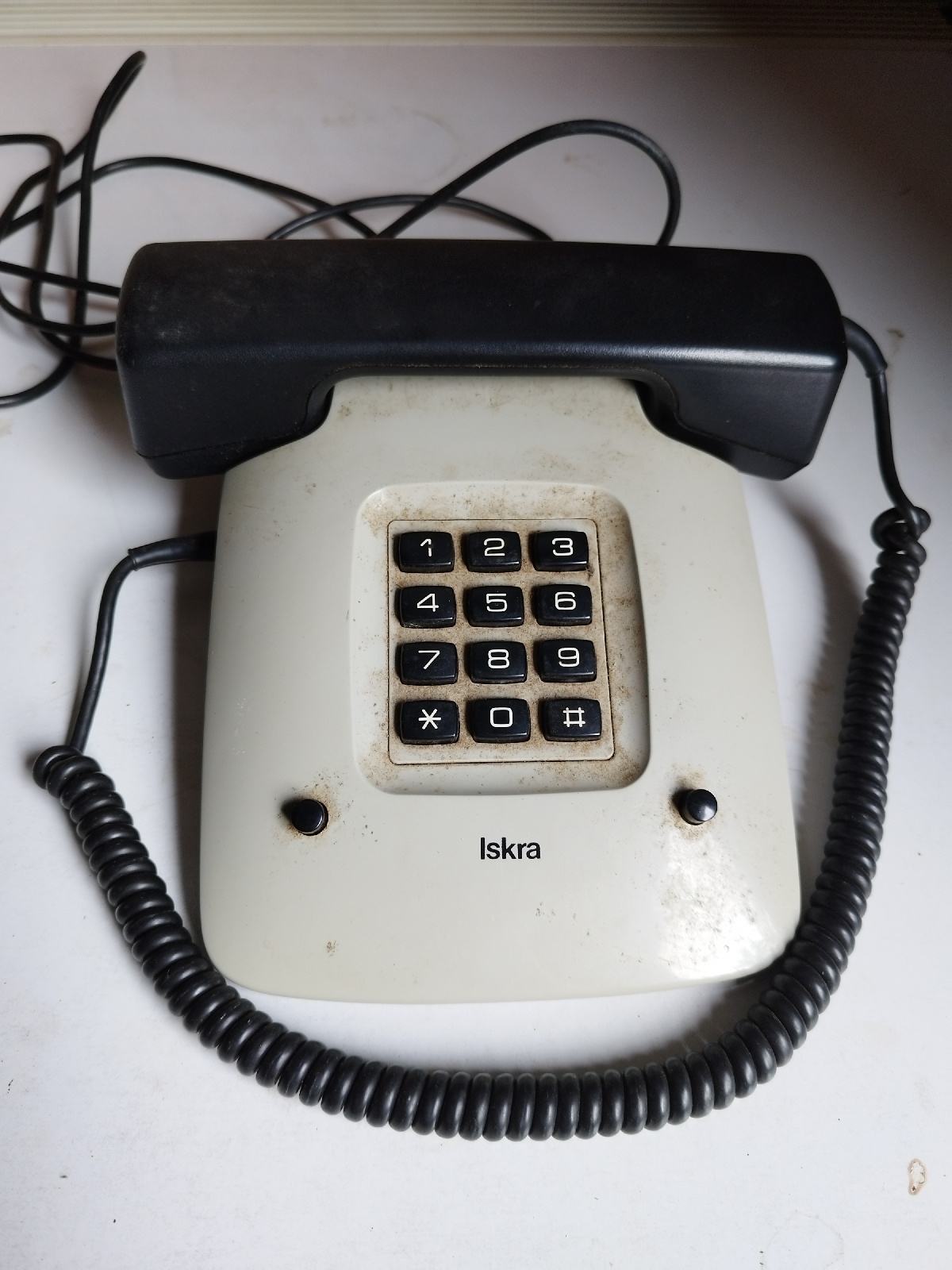 Stacionarni telefon Iskra