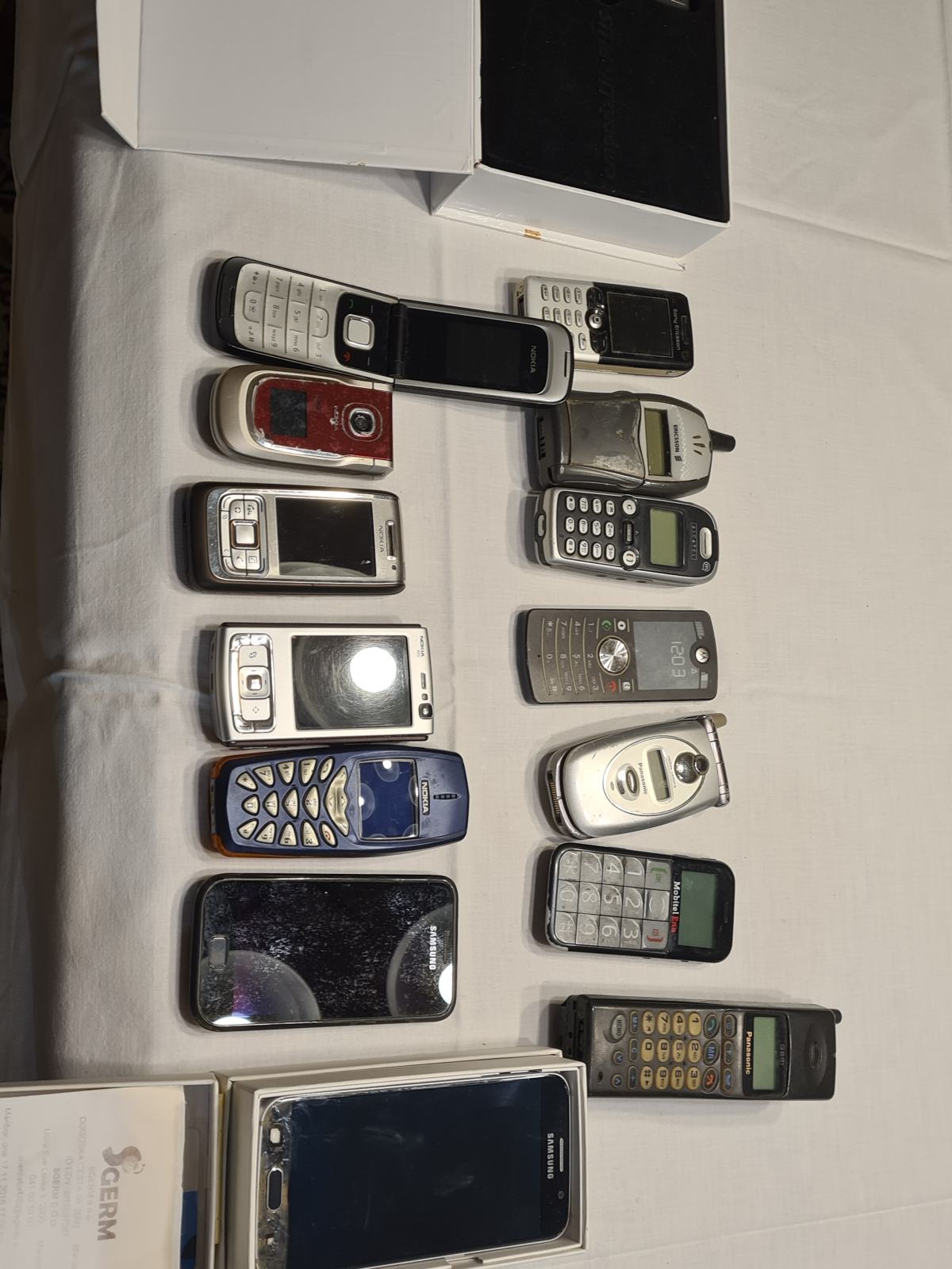 Stari mobilni telefoni, mobiteli