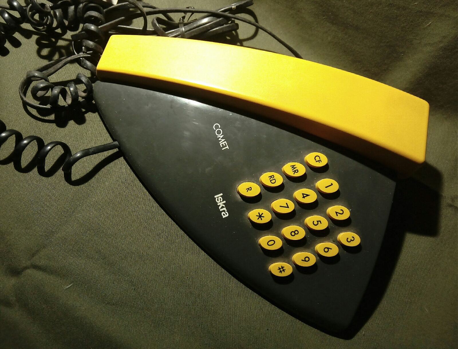 TELEFON ISKRA COMET