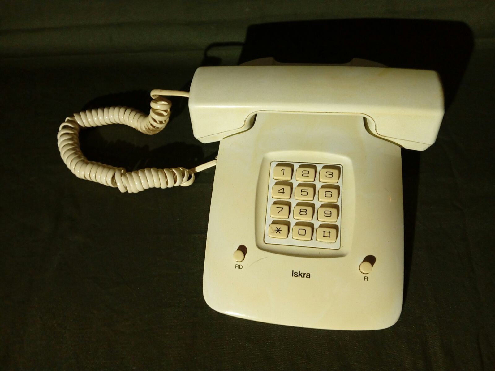 TELEFON ISKRA ETA