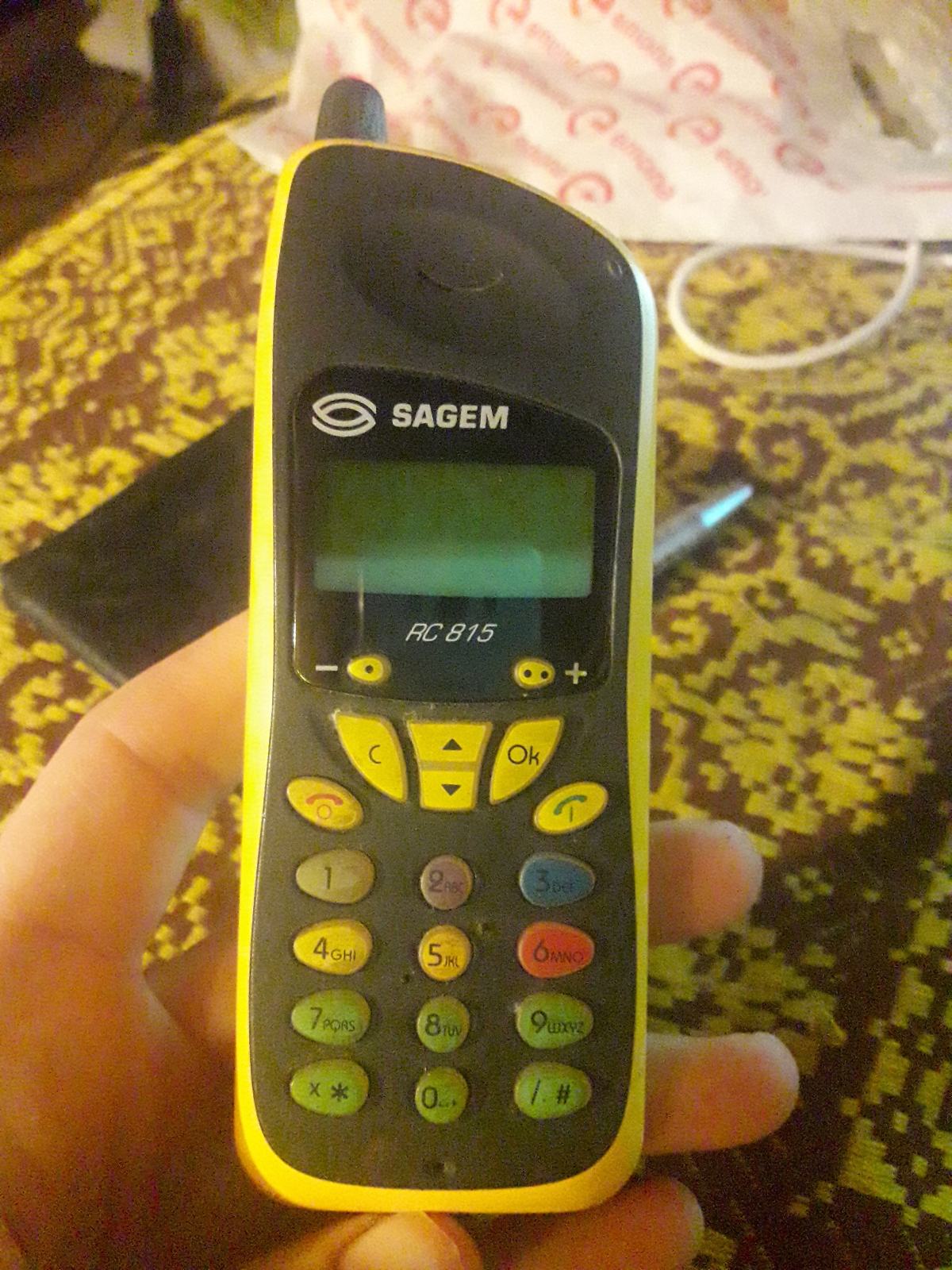 Podarim Sagem Rc 815 - potrebno zamenjati baterijo