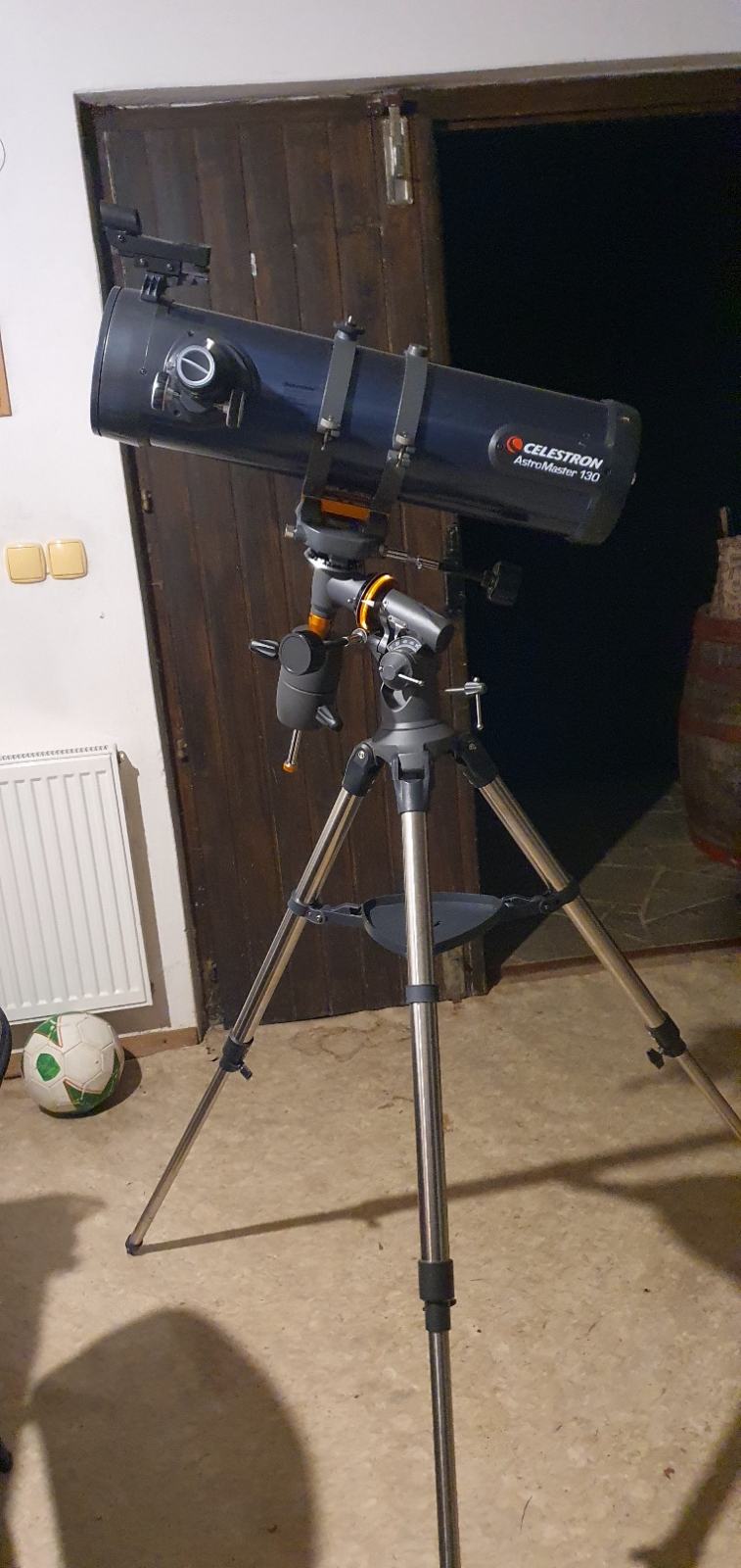 Prodam teleskop Celestron astromaster 130 eq