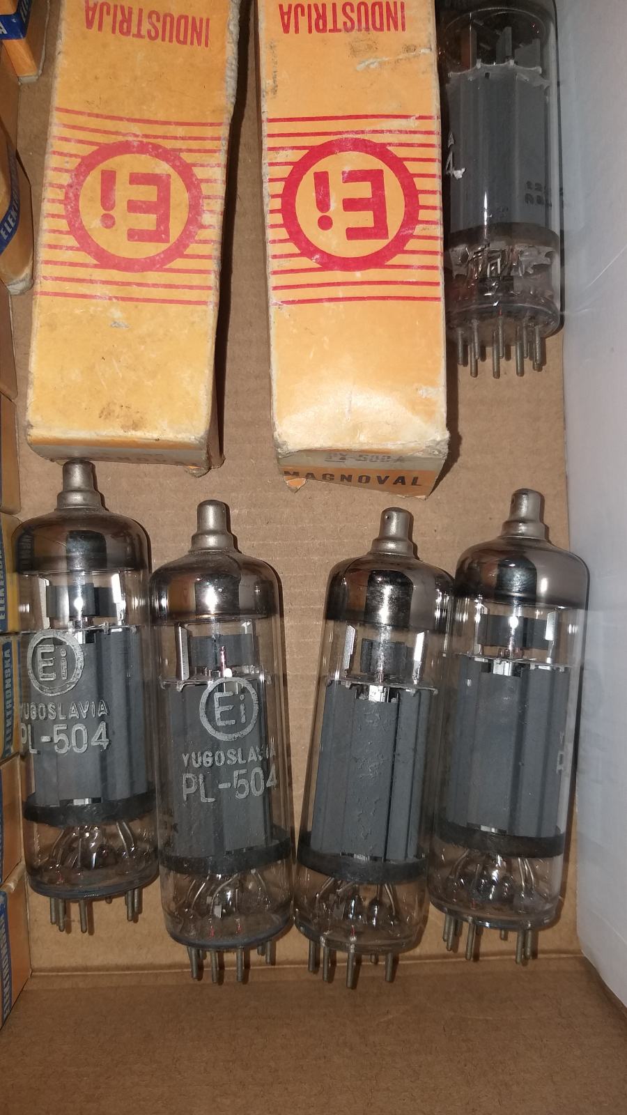 elektronke PCL84 PCL82 PL504 PCF80 PCF802 PC800 PY .. Vacuum tube