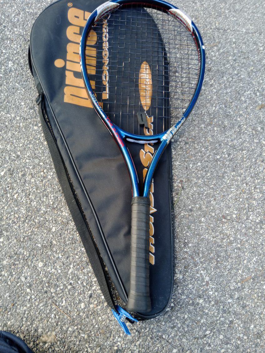 Tenis lopar primeren za rekreativce