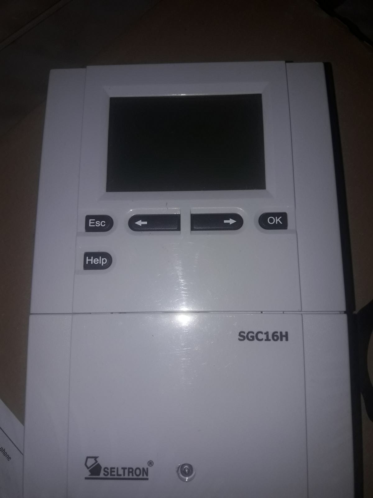 Diferenčni regulator Seltron SGC16H