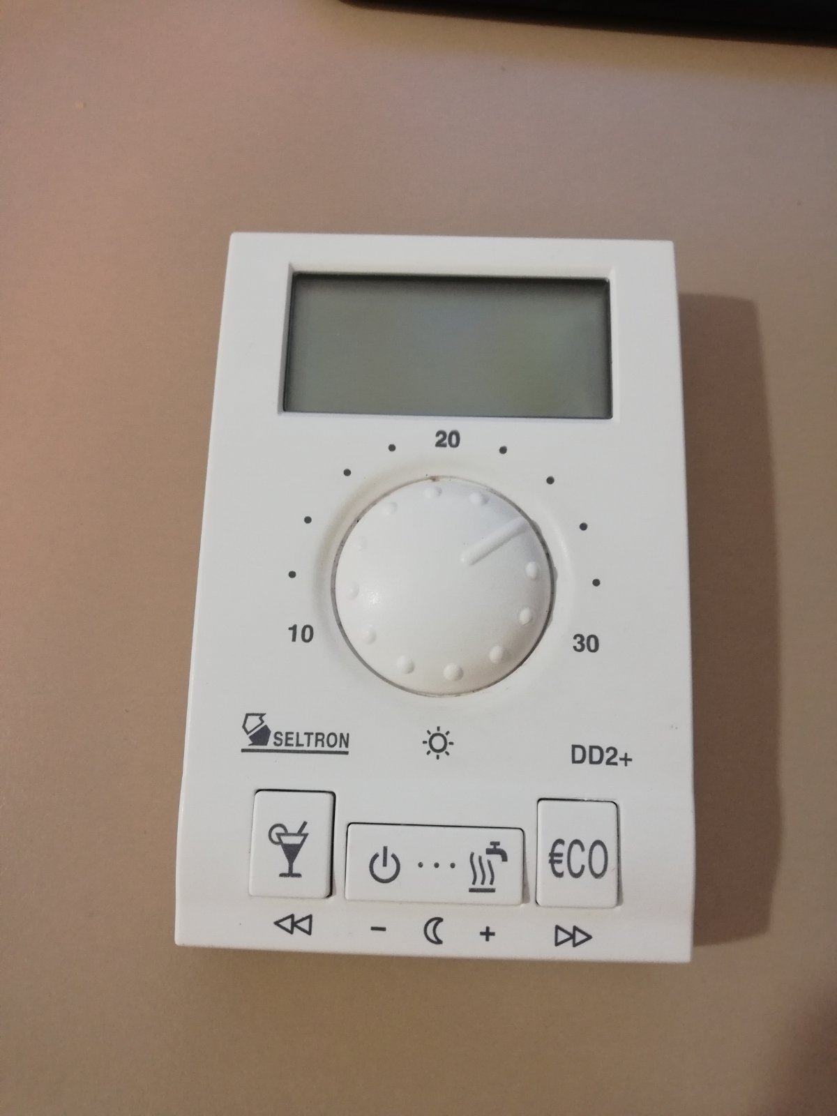 Digitalni sobni termostat Seltron DD2