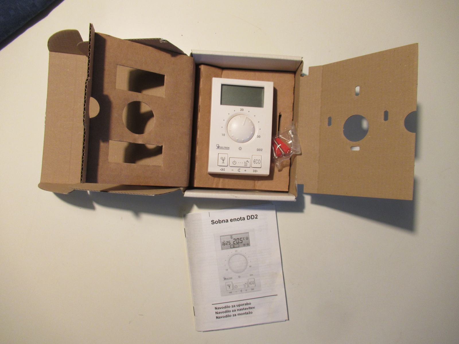 Sobna enota SELTRON DD2