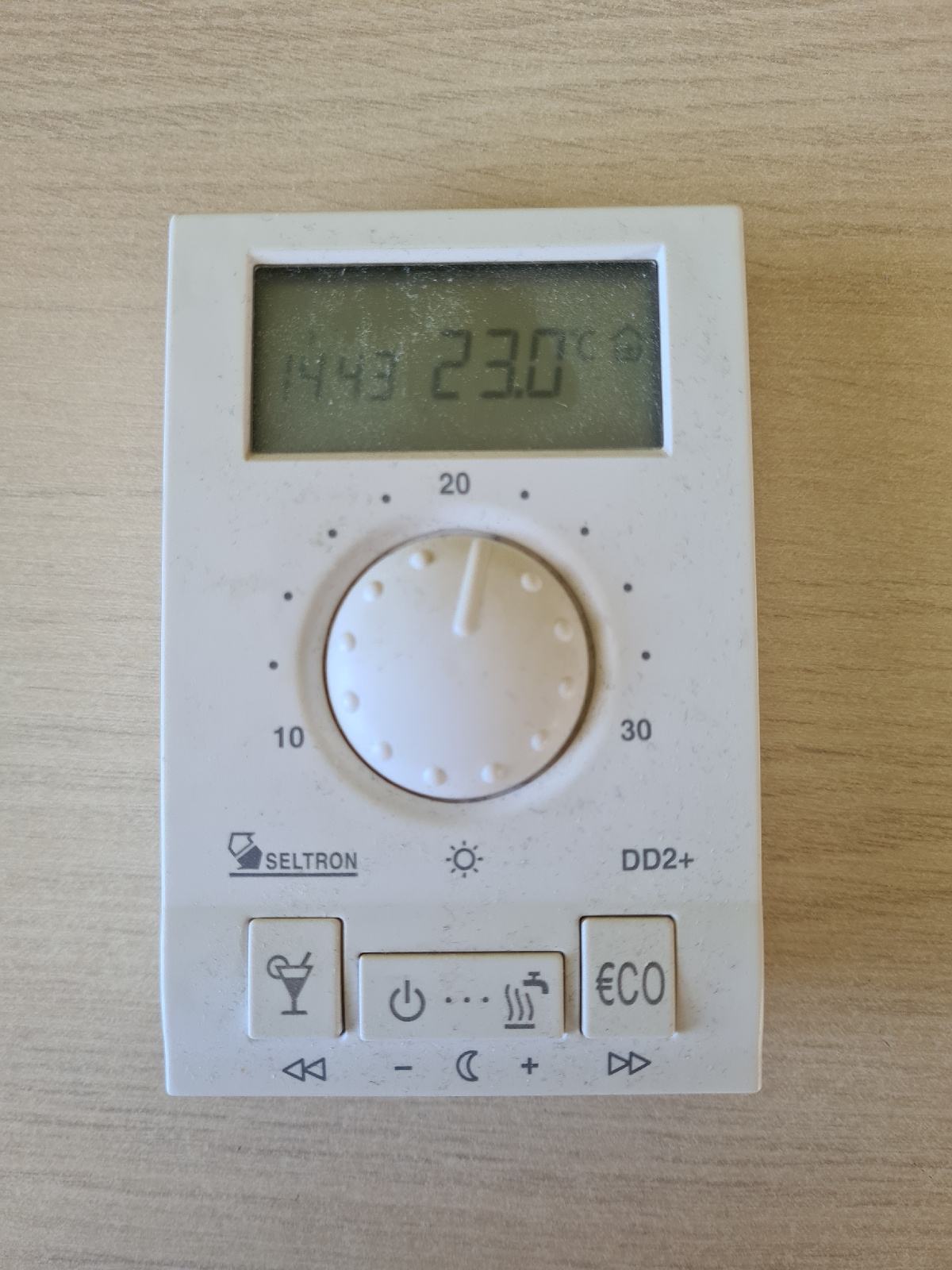 Sobna enota Seltron DD2+