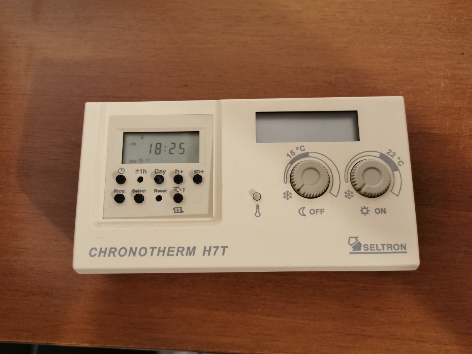 Sobni termostat Seltron Chronotherm H7T