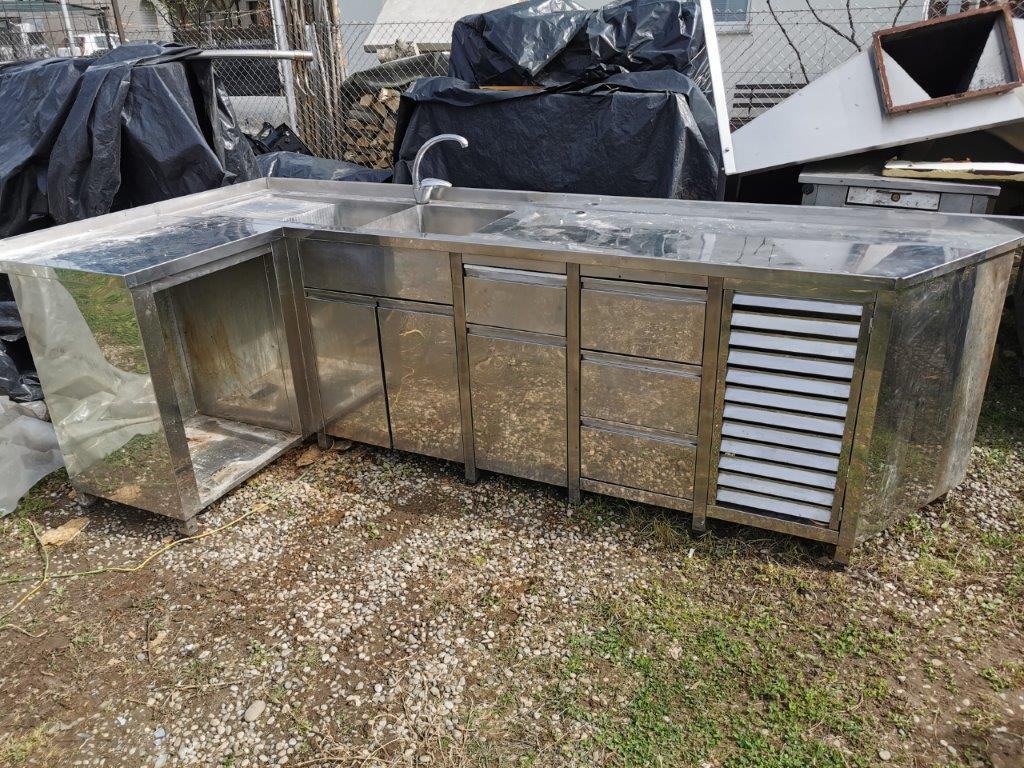NEUTRALNI DELOVNI PULT - TOČILNI PULT - ŠANK Z VRATI IN PREDALI - INOX