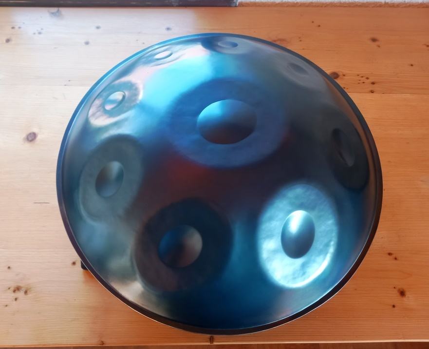 Hang drum handpan D-minor