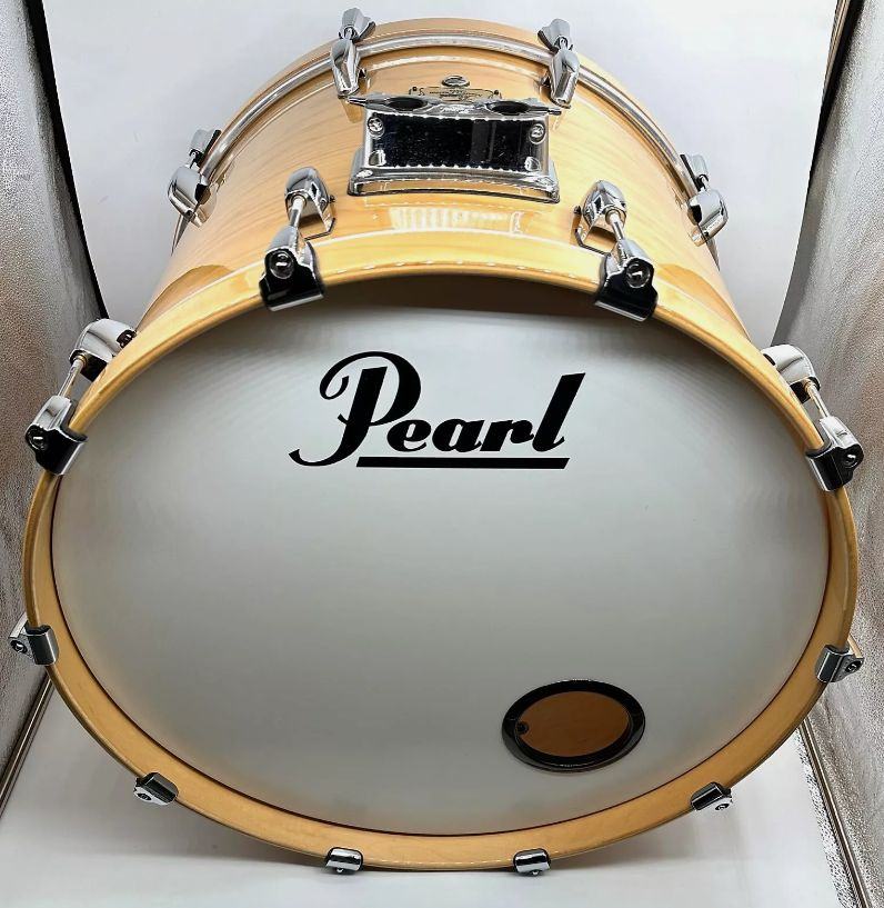 Pearl Masters Custom Extra Maple Shell Bass Drum