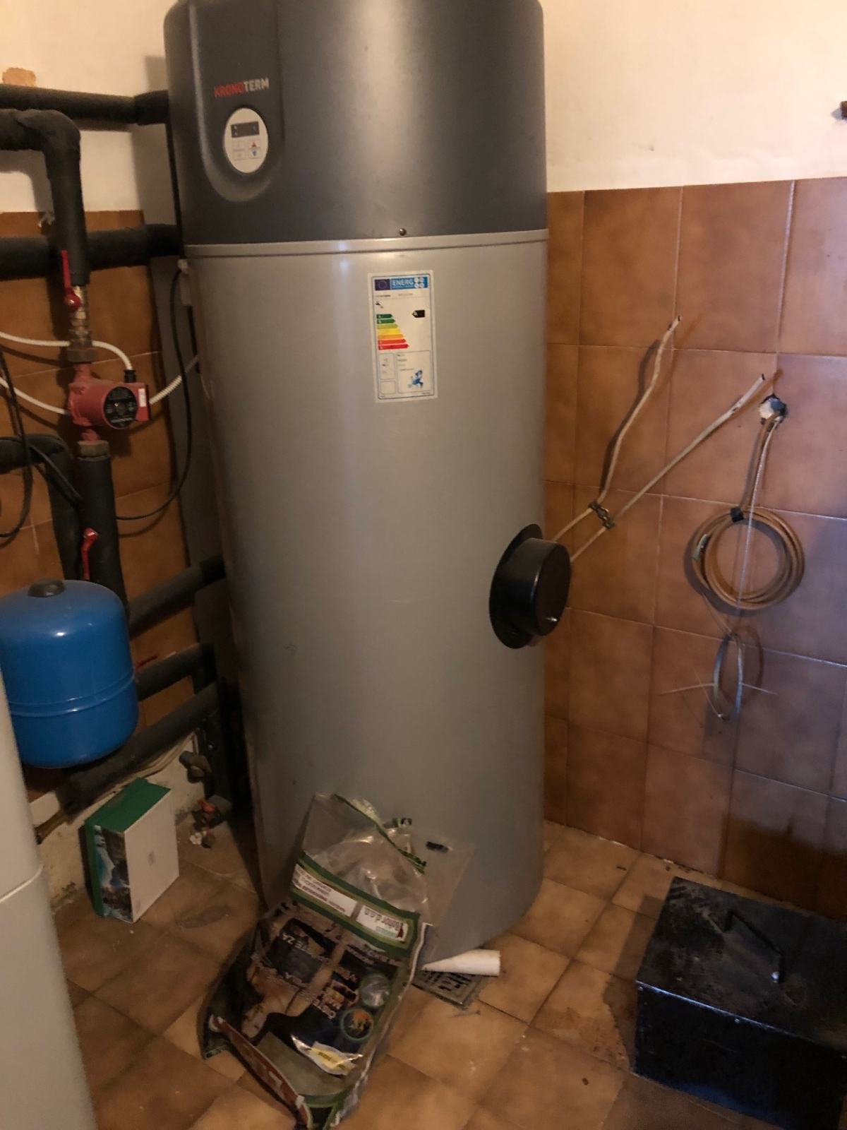 KRONOTERM TOPLOTNA ČRPALKA ZA SANITARNO VODO WPS 303 - 300 L