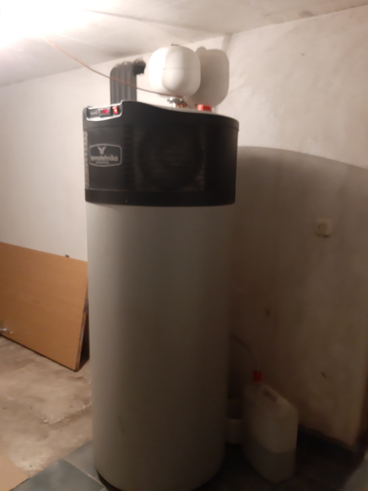 TOPLOTNA ČRPALKA TERMOTEHNIKA ZA SANITARNO VODO TČ2-310