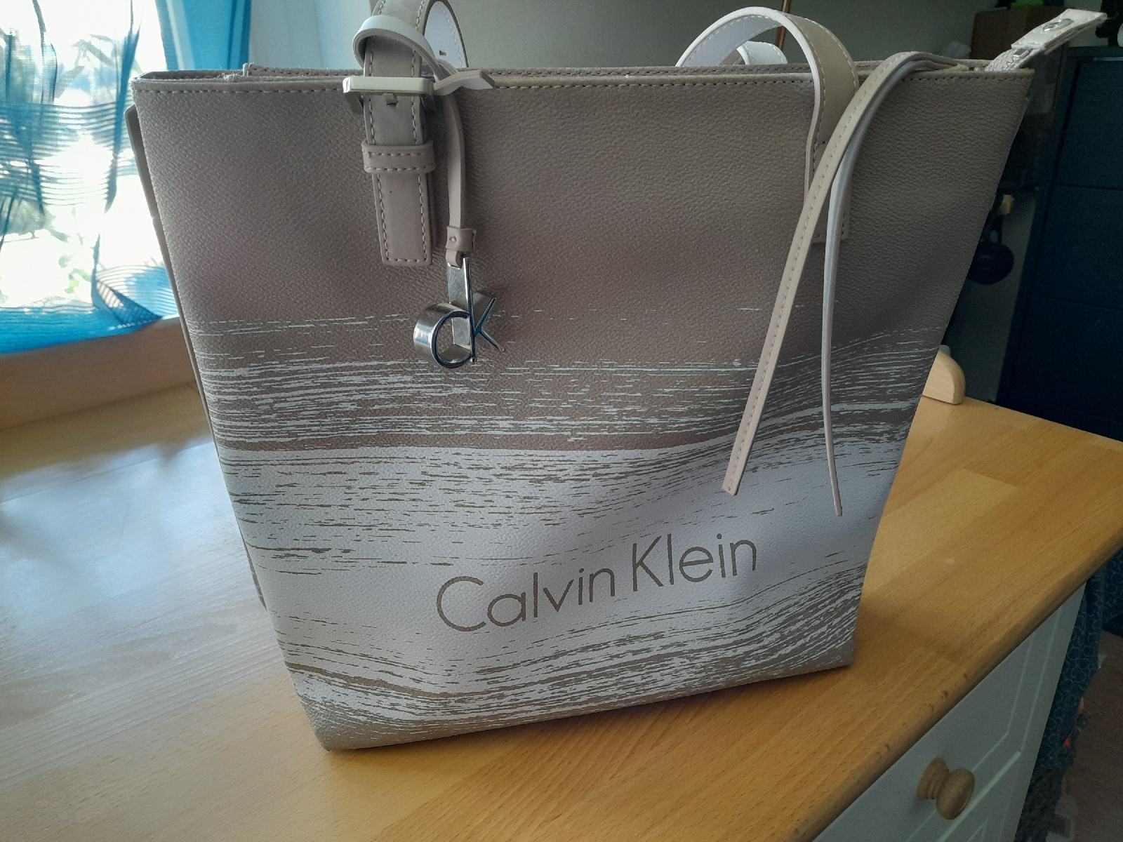 Calvin Klein CK torbica nova neuporabljena