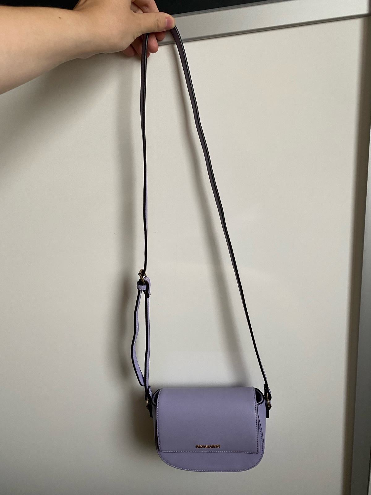 David Jones Crossbody lila torbica