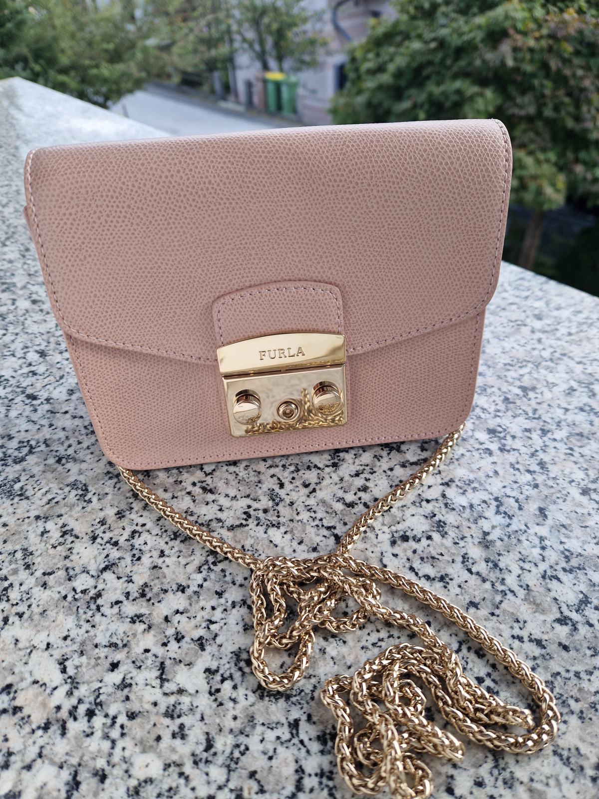 Furla metropolis usnjena torbica