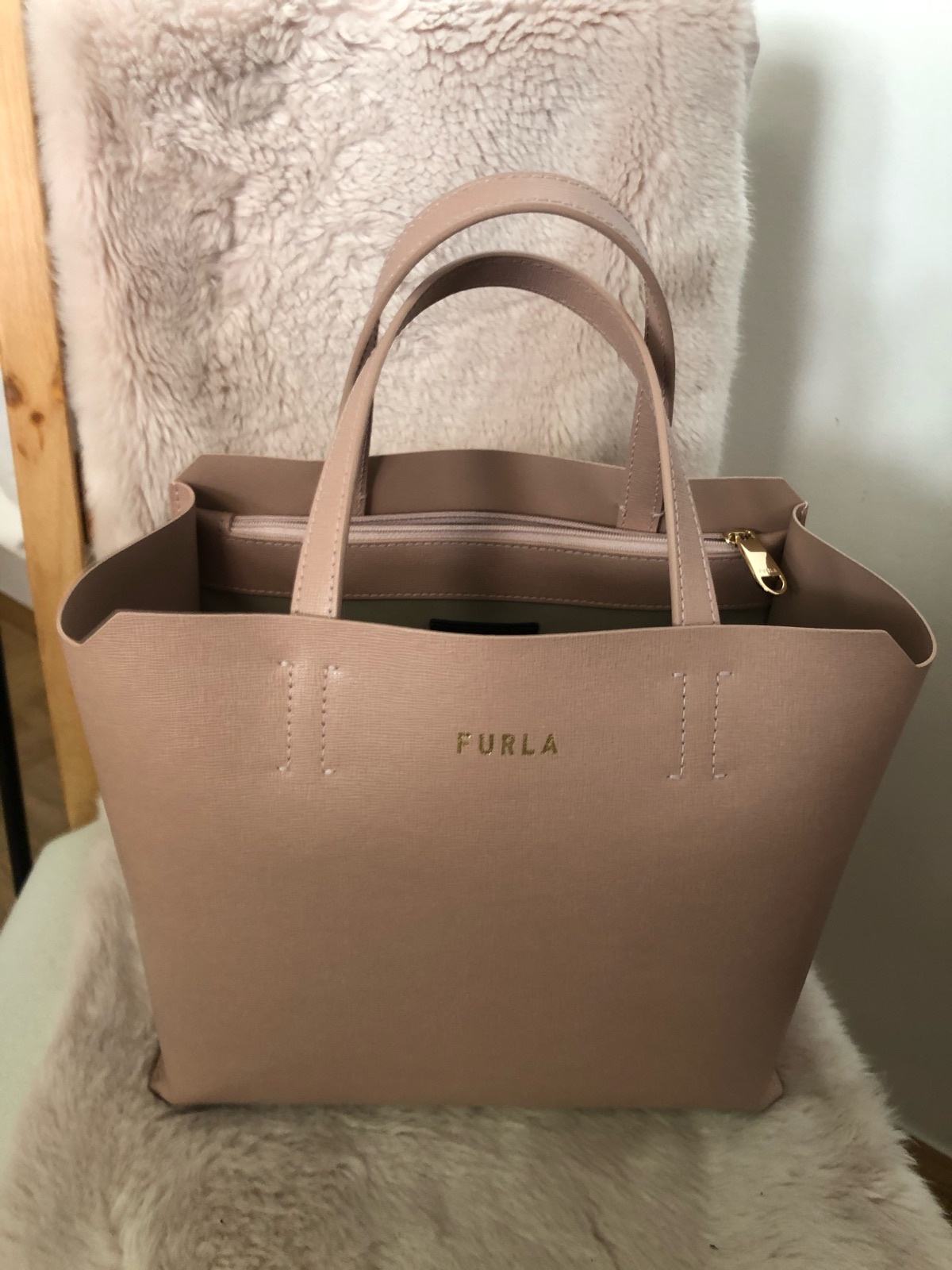 Furla, rose gold torbica, vecja, nova