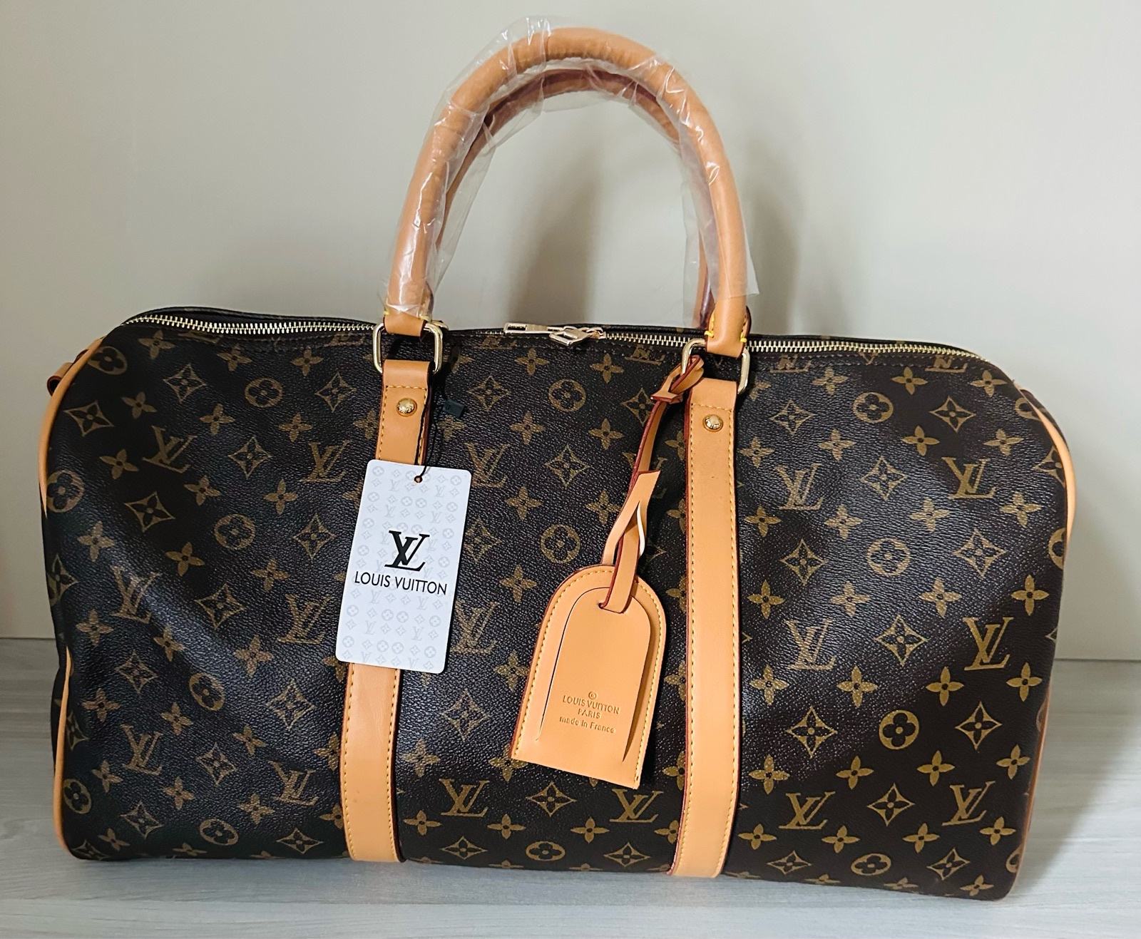 Torba LV manjsa potovalka