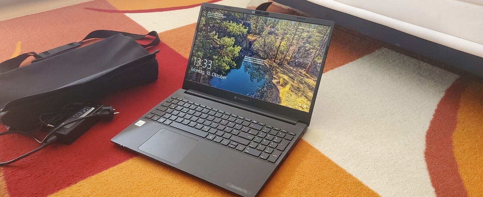 Toshiba Satellite pro L50 15.6 10.Gen Intel i5-10210U 8gb 256gb Cam