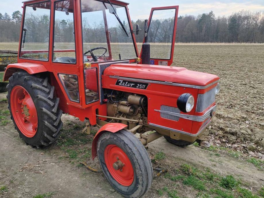 Kupim traktor Zetor 2511