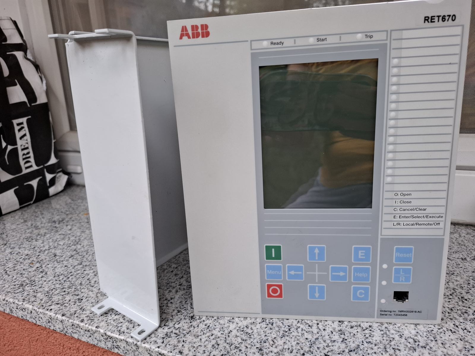 Zaščitni transformatorski rele ABB TRANSFORMER PROTECTION RELAY RET670