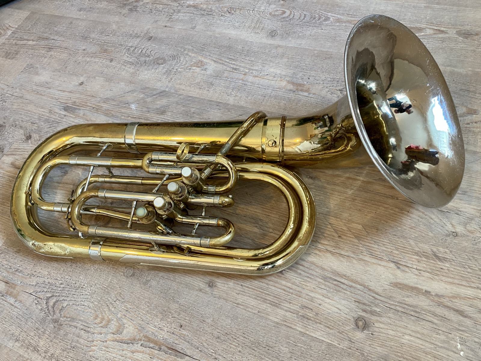 Bariton Studio Olds 1975