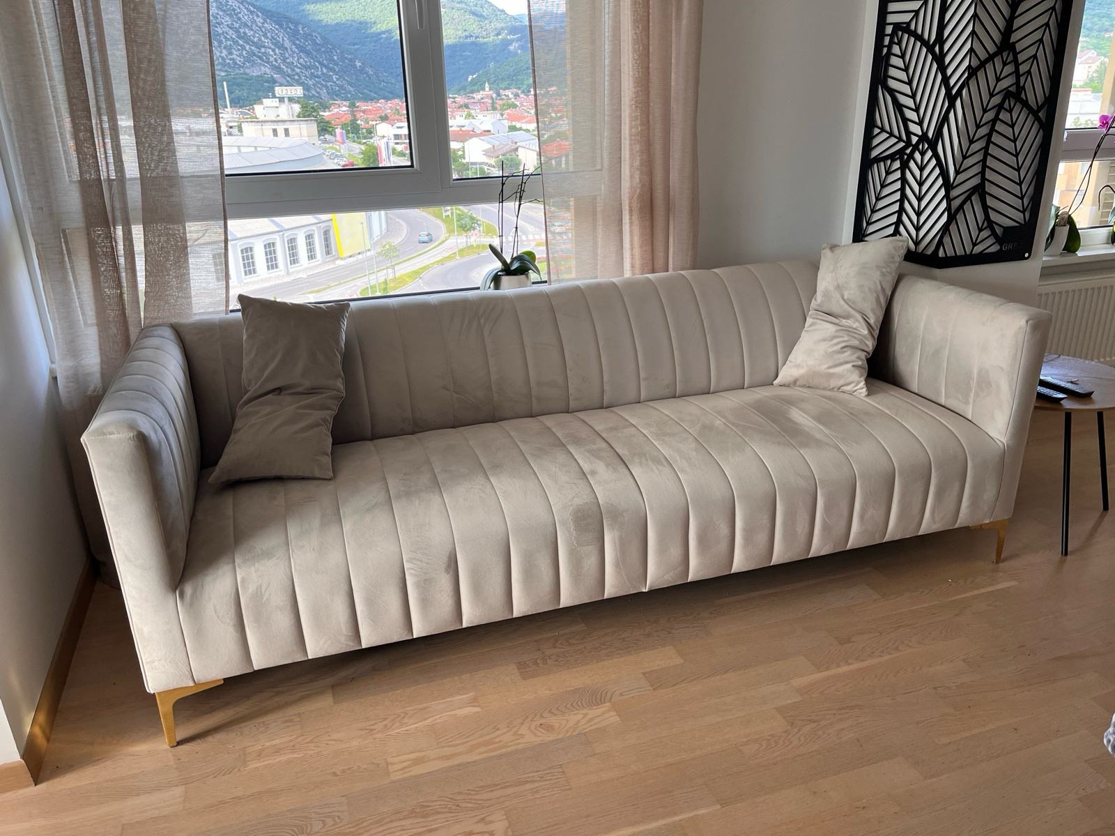 Vrhunski dizajnerski trosed Annite (nov)