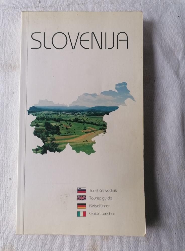 SLOVENIJA turistični vodnik - Mathaž Chvatal/Željko Božek