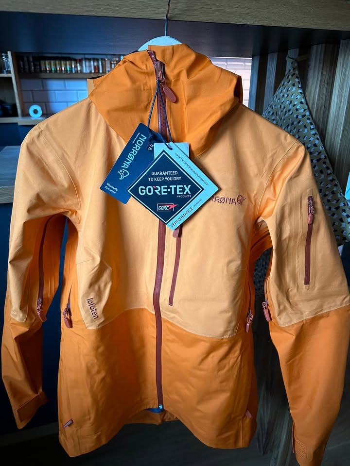 Norrona lofoten Gore-Tex 3-layer XS ženska