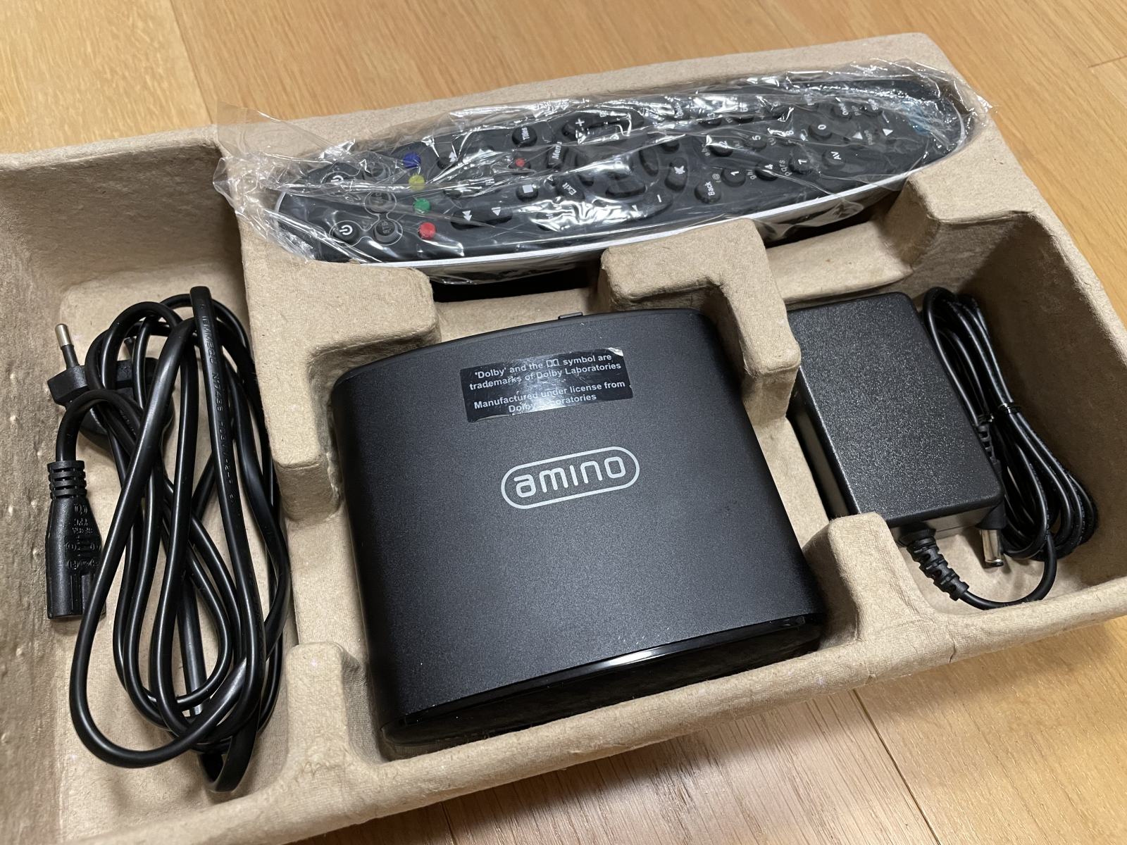 Amino, AmiNET 130M Set-Top Box, TV komunikator