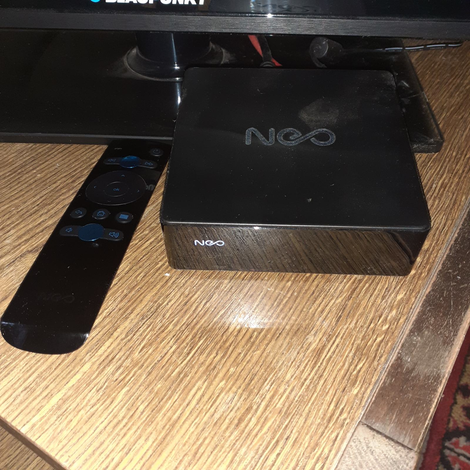 NEO BOX komunikator