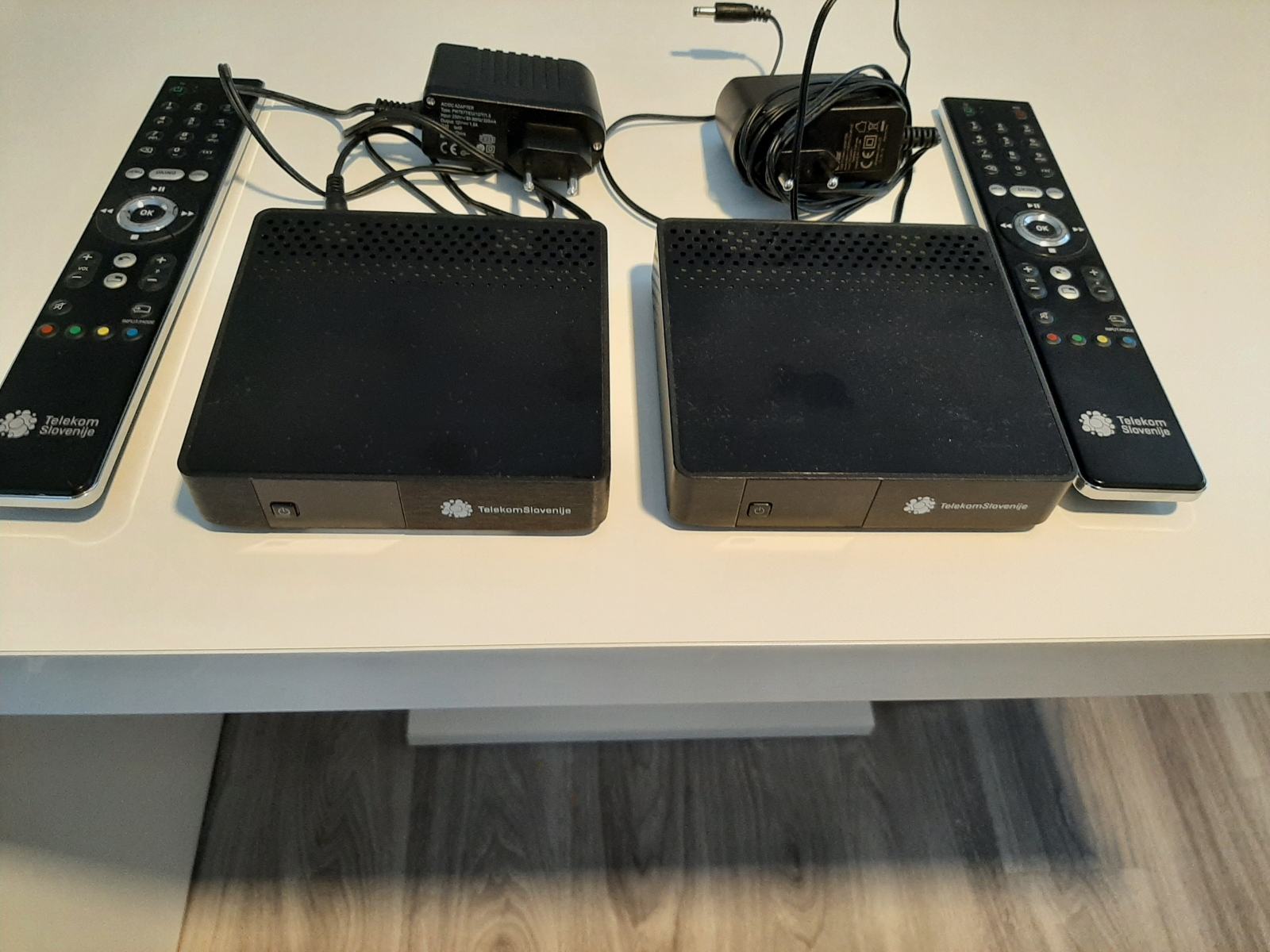Siol box N-7700 z daljincem Ruwido