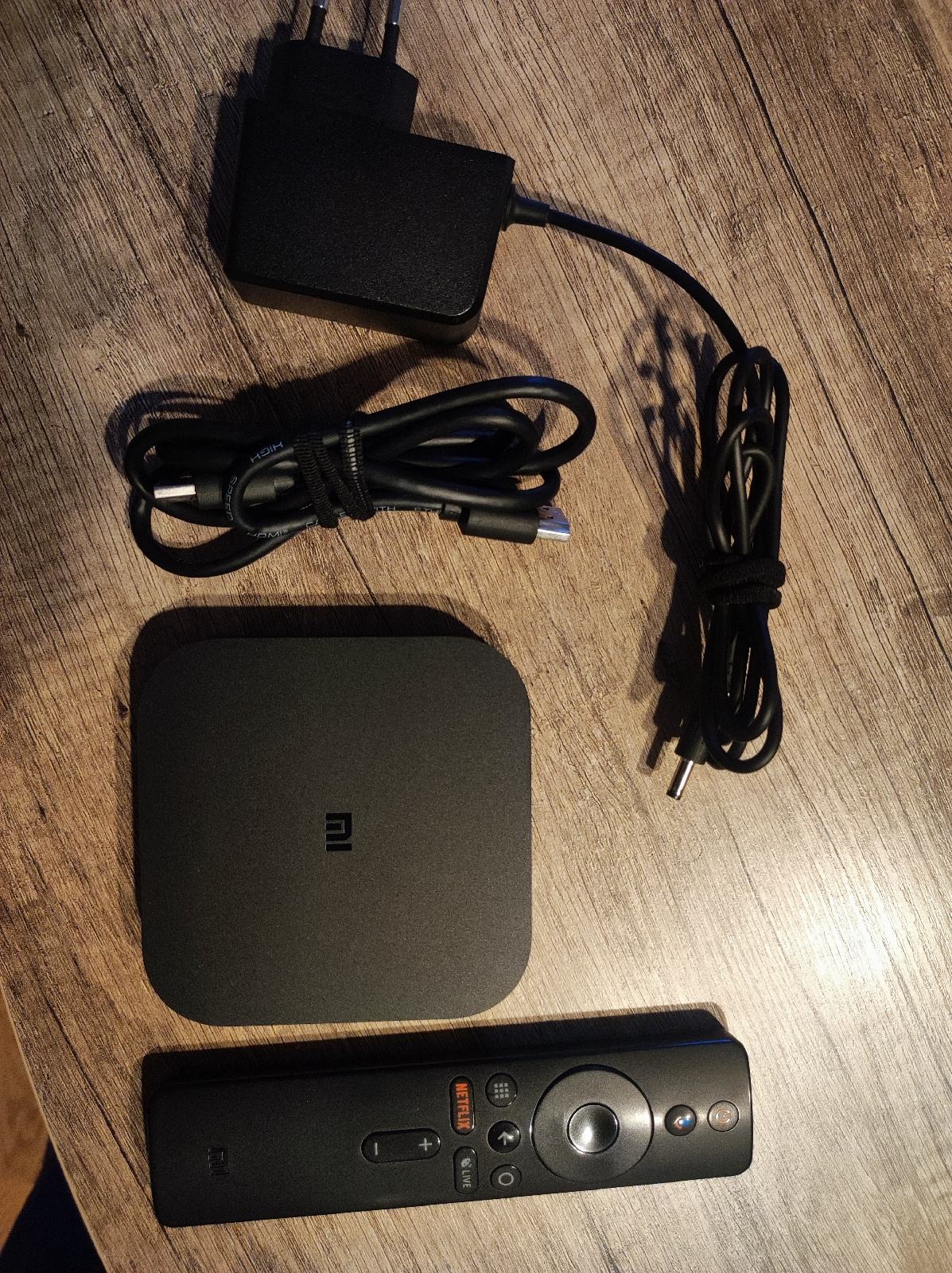 Xiaomi Mi Box S (Android TV Box)