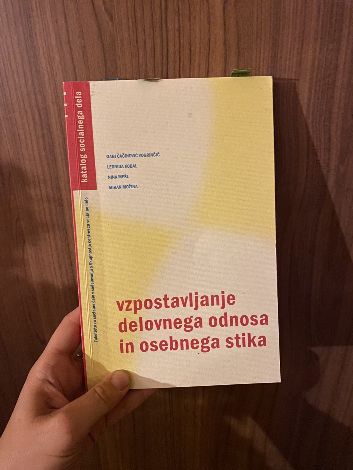 Vzpostavljanje delovnega odnosa in osebnega stika
