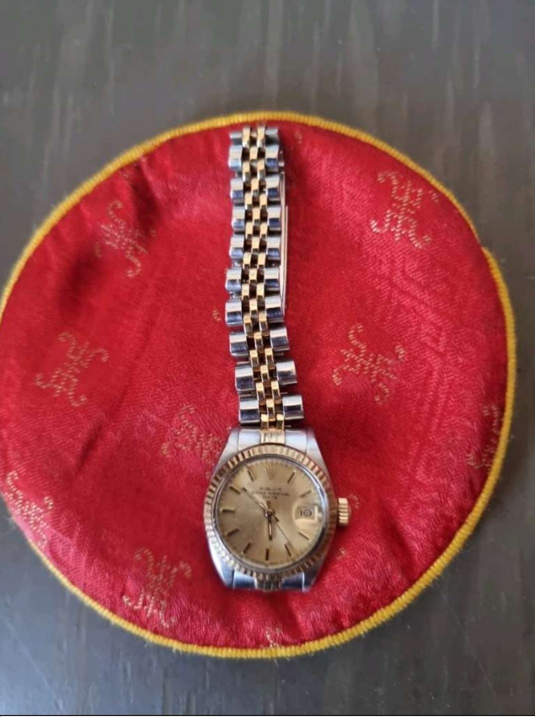 ROLEX URA - ŽENSKA