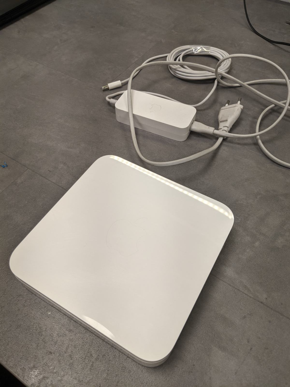 Apple airport extreme