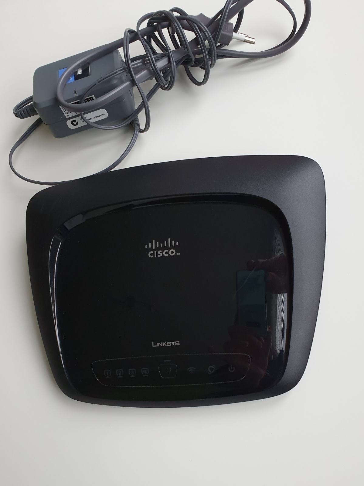 Cisco-Linksys WRT110 brezžični usmerjevalnik/router