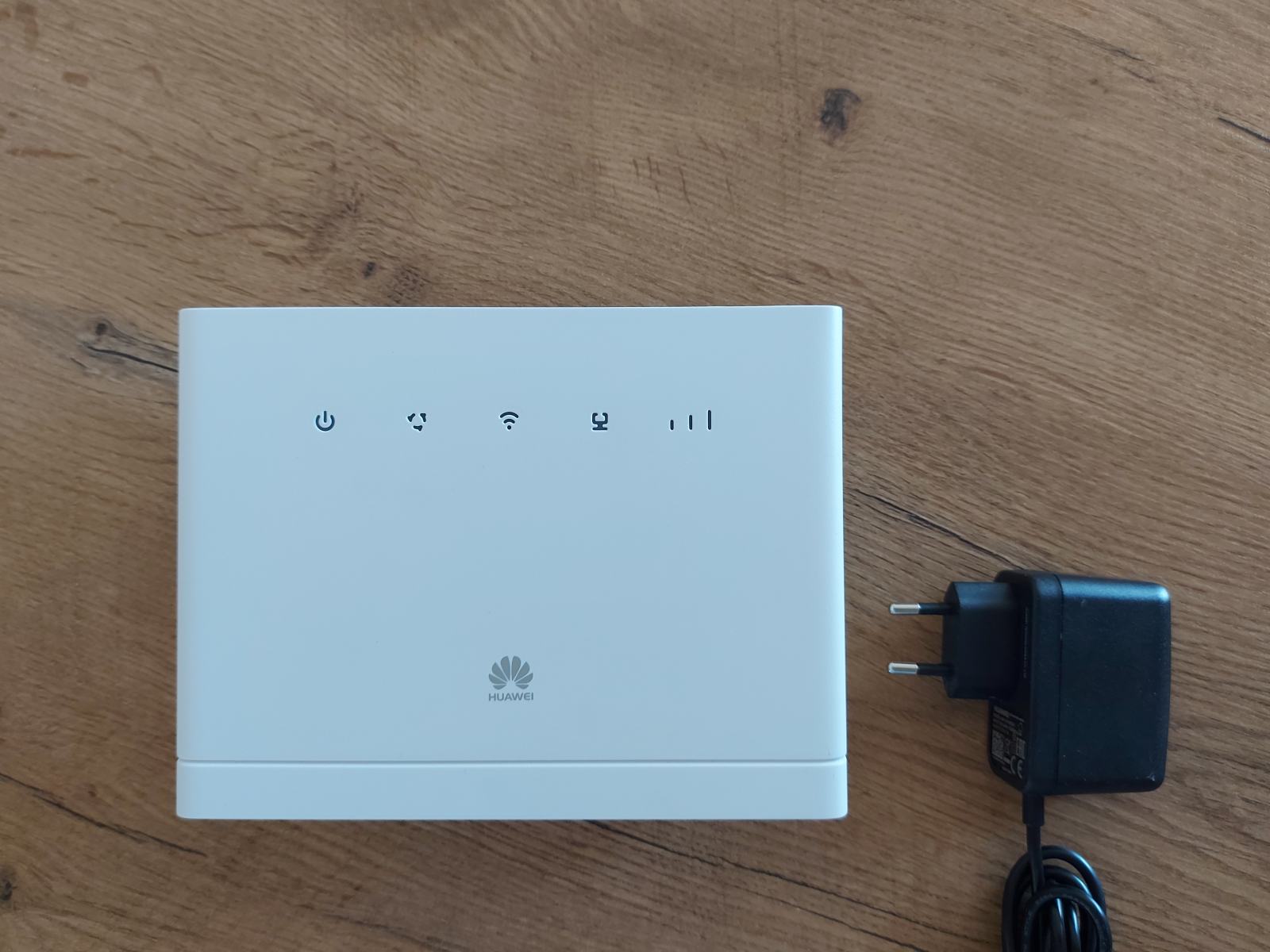 Huawei 4G LTE modem in router CPE B315 - kot nov