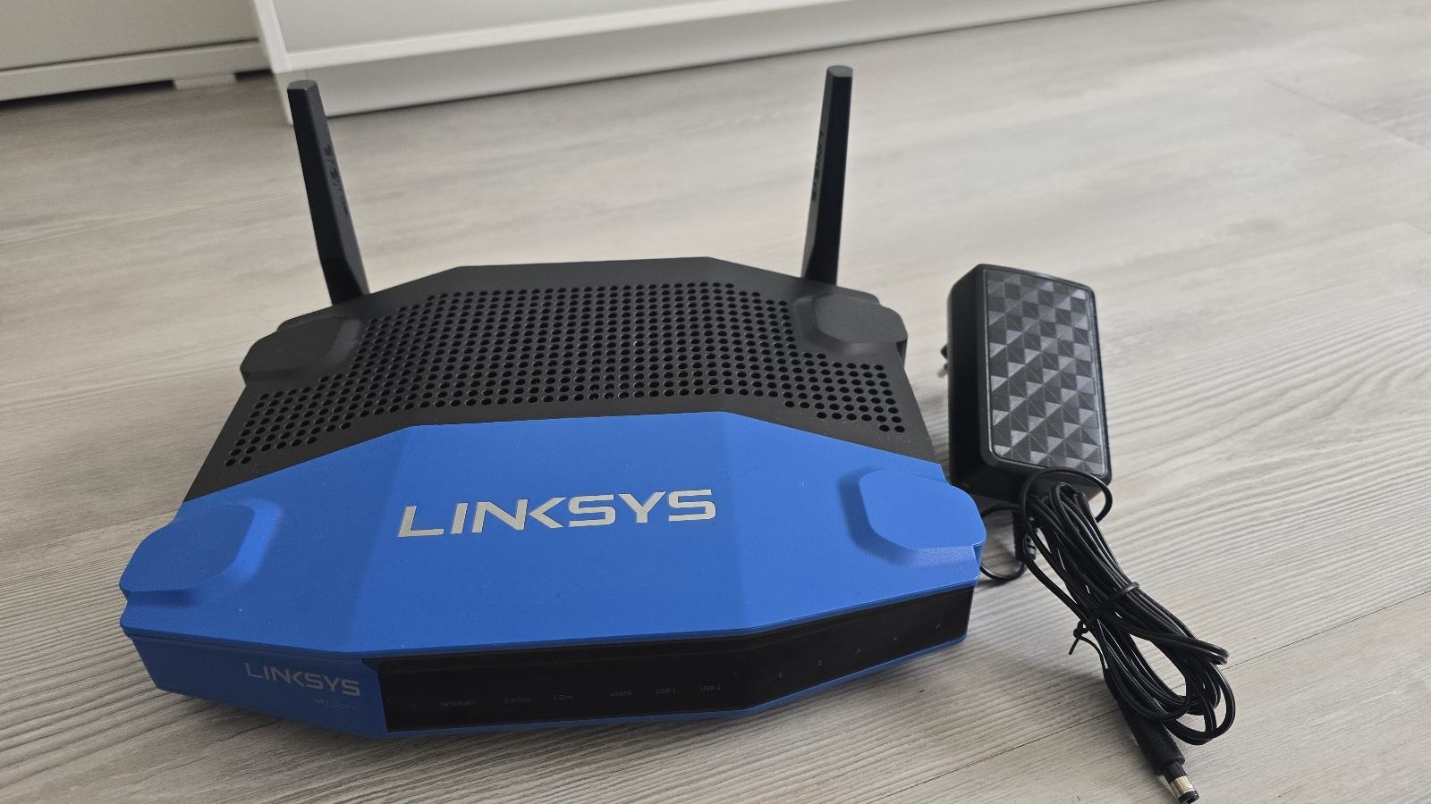 Linksys WRT 1200 AC router