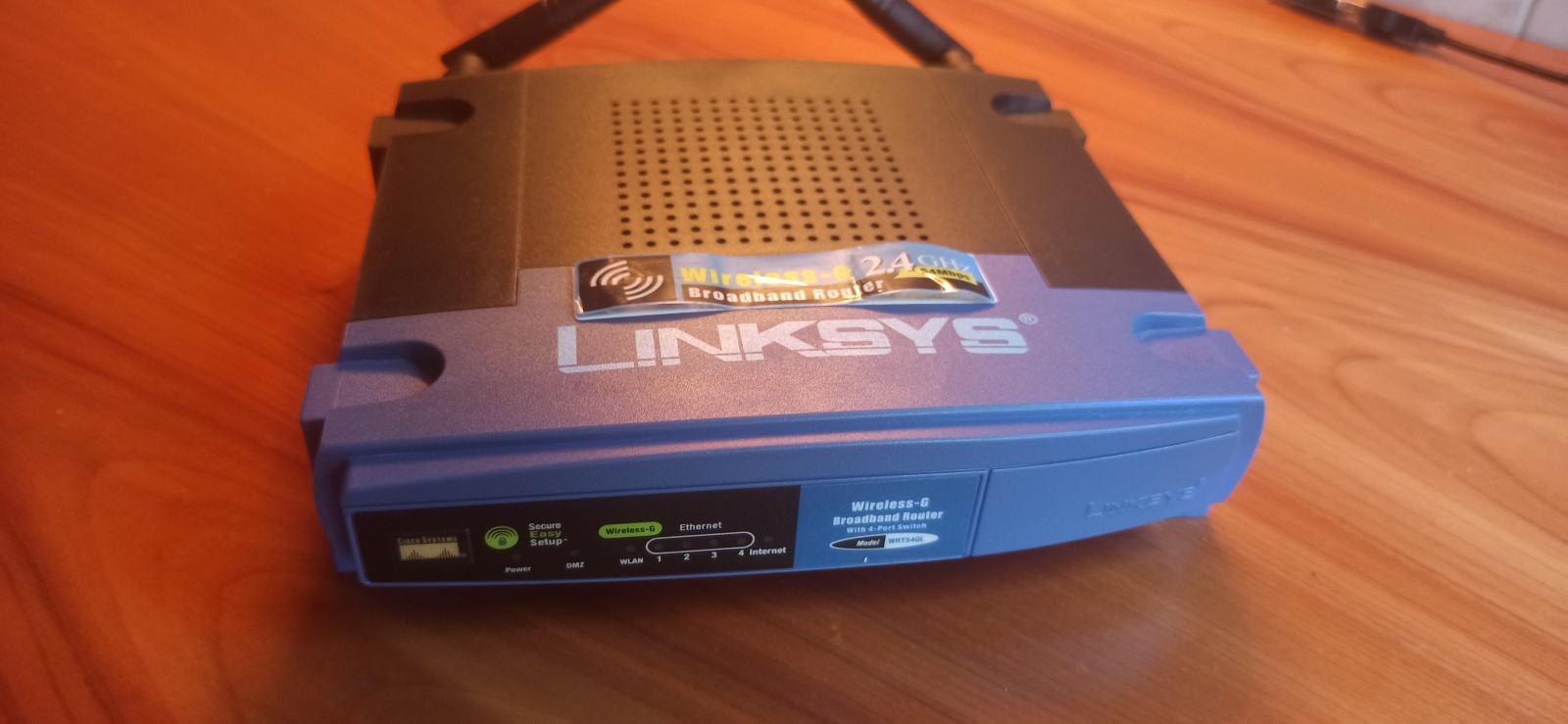 Linksys WRT54GL WiFi Router
