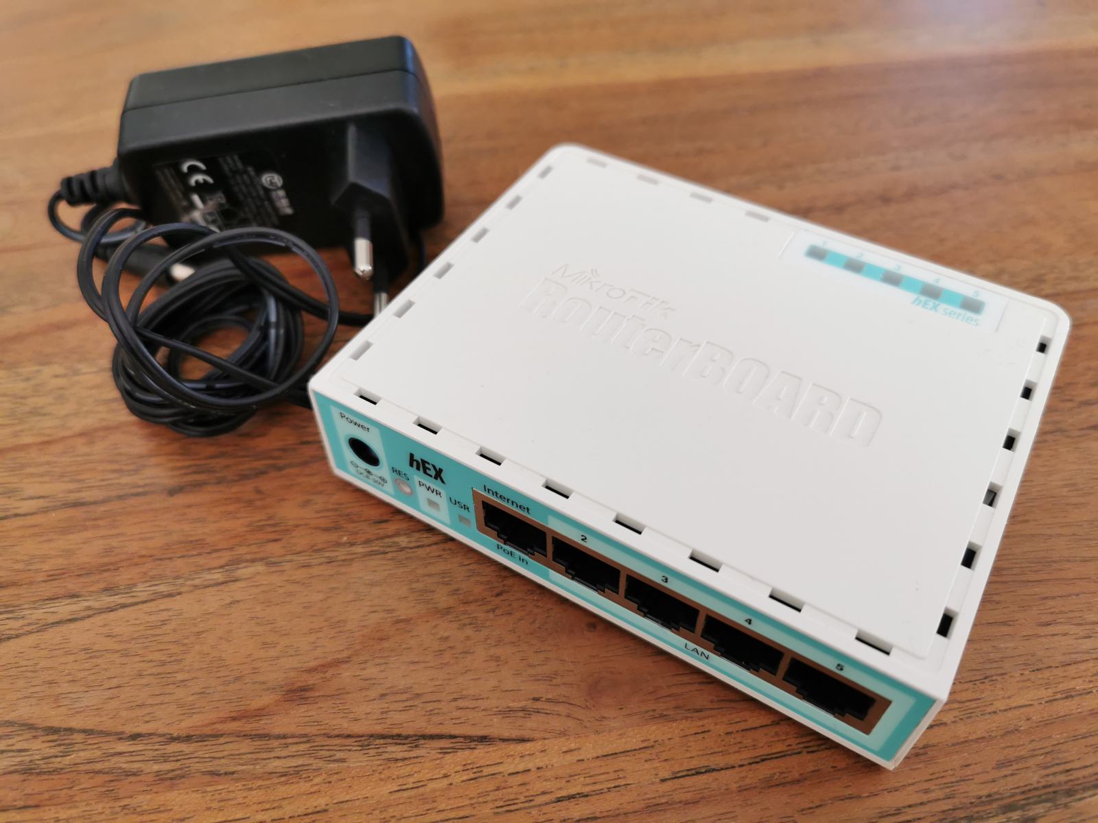 Mikrotik hEX Router RB750Gr2