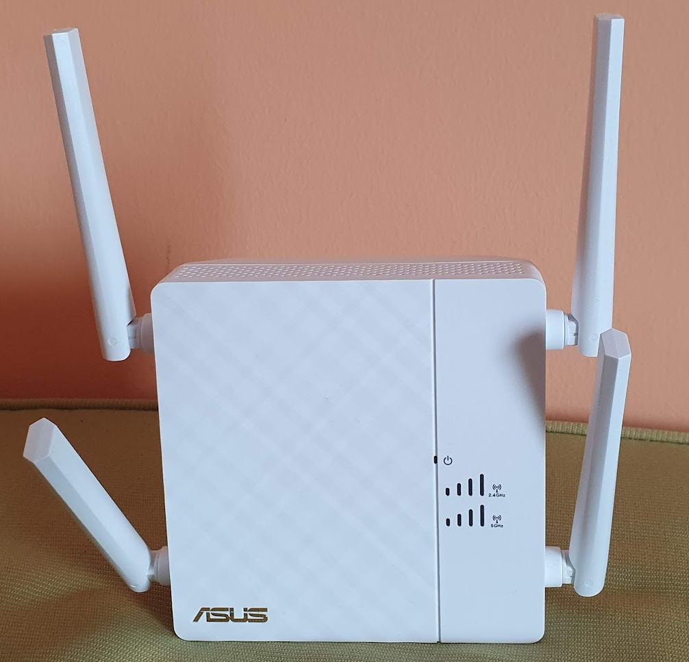 Mrežni ojačevalnik / repeater Asus RP-AC87, dual band