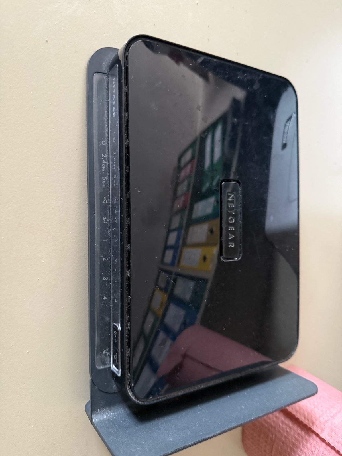 NETGEAR router WNDR3700