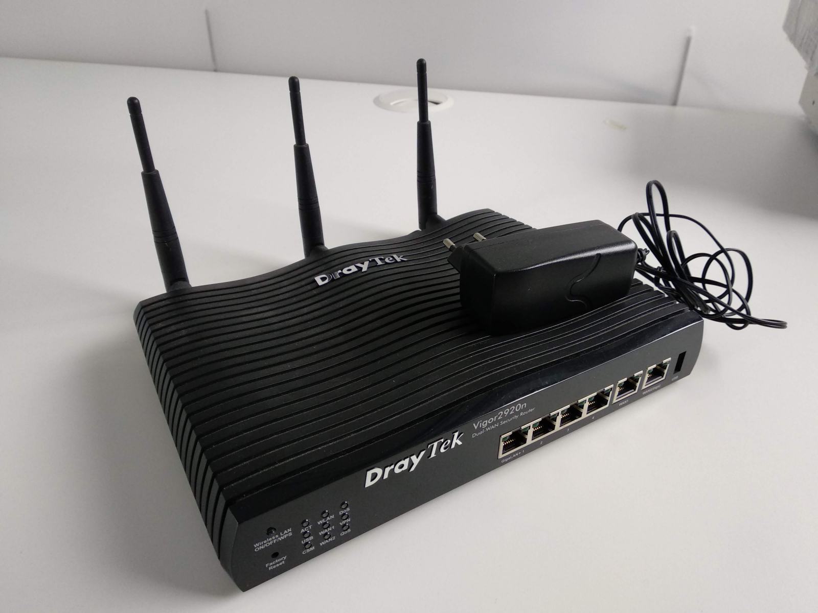Router Draytek Vigor 2920N