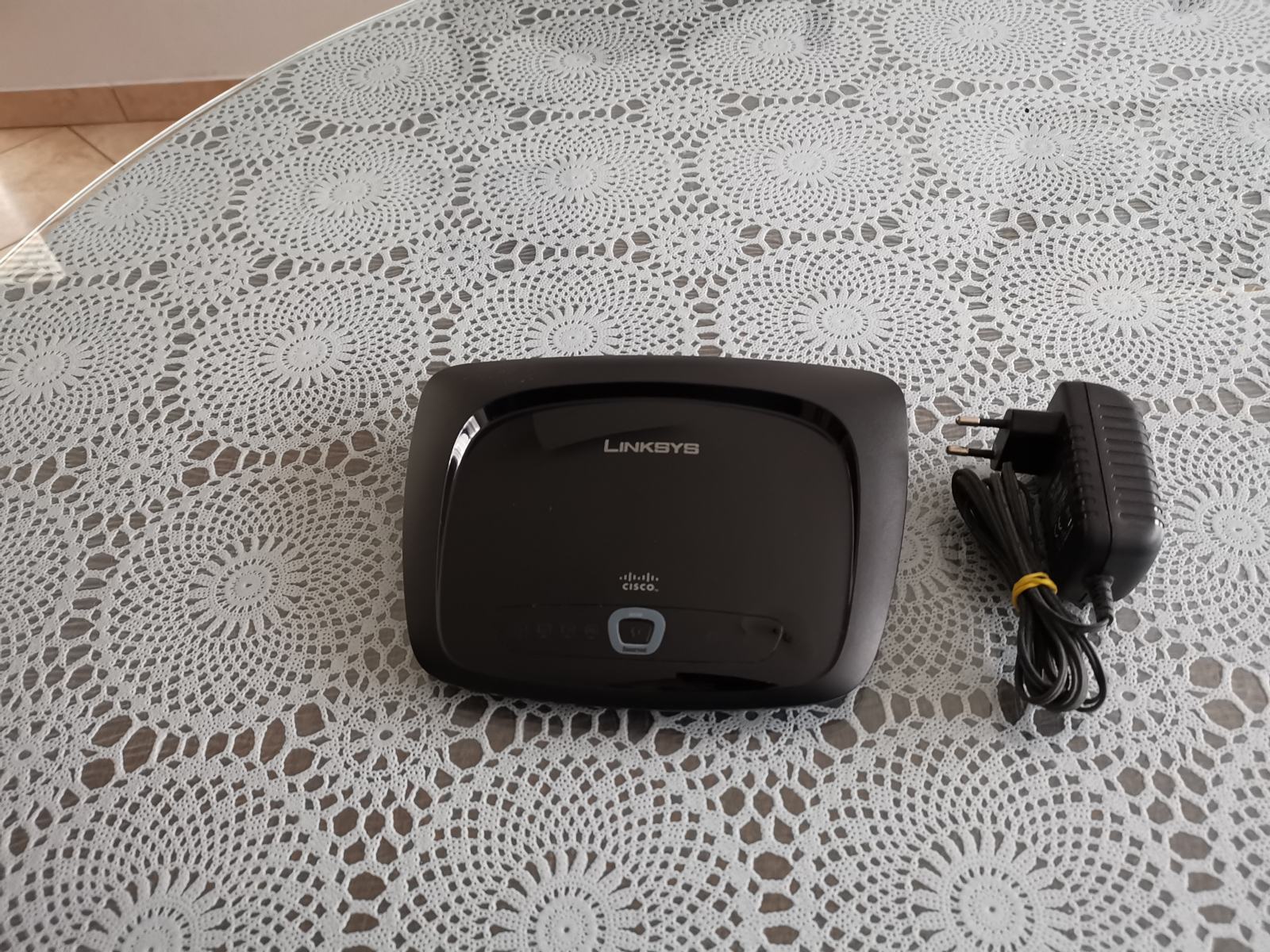 ROUTER LINKSYS CISCO WRT-110 MALO RABLJEN KOT NOV