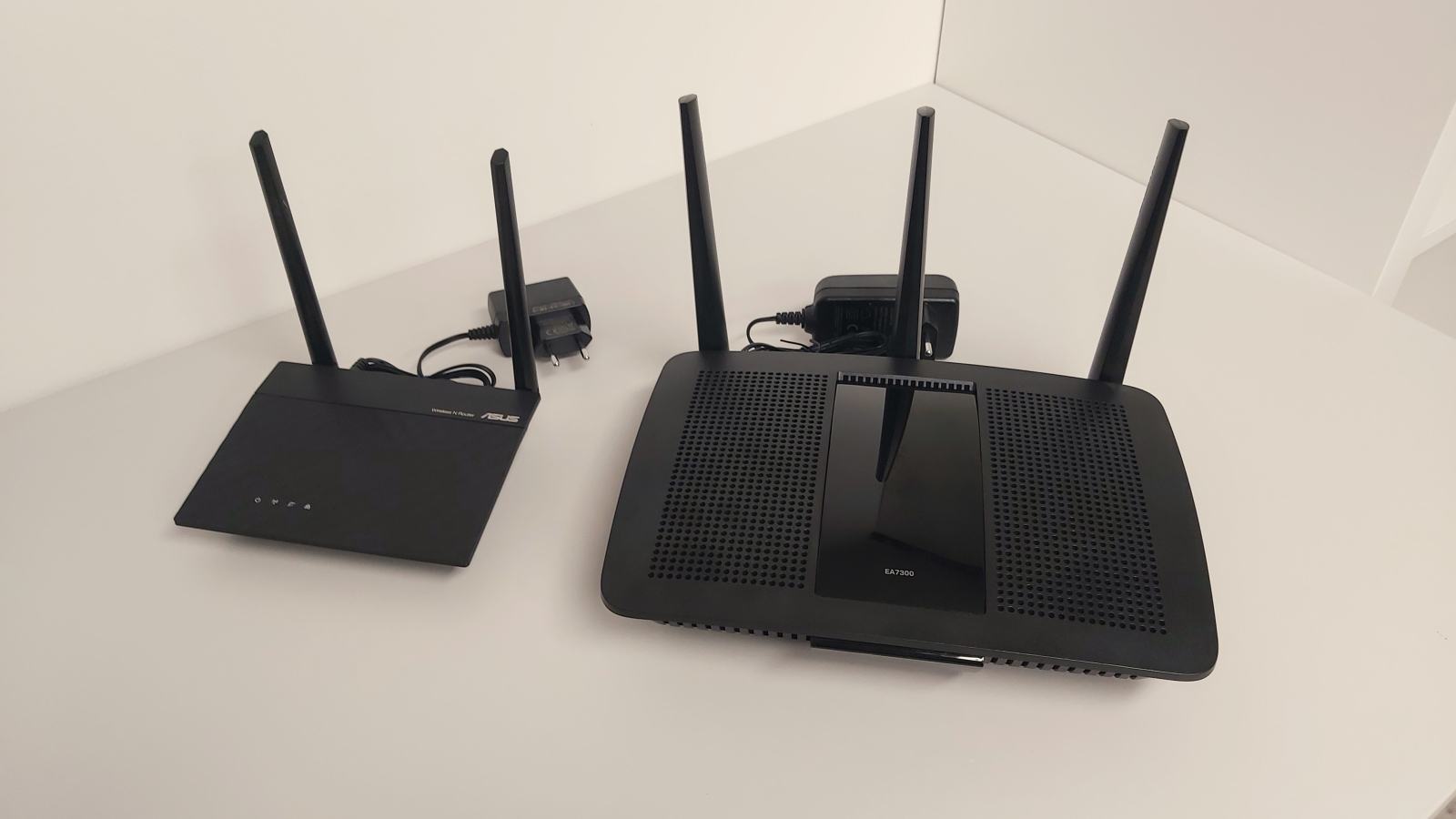 Router / Usmerjevalnik Linksys EA7300 V2